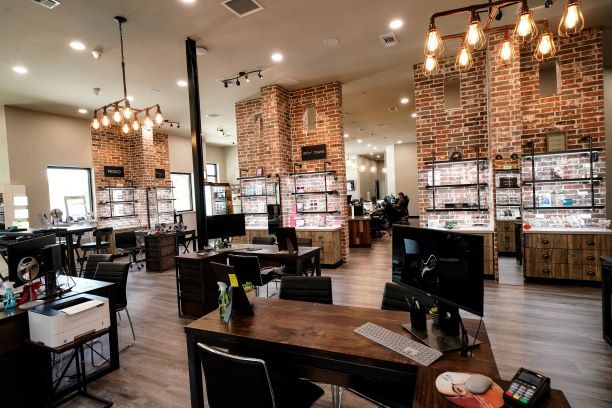 Lens Design in Allen at AllenEye.com