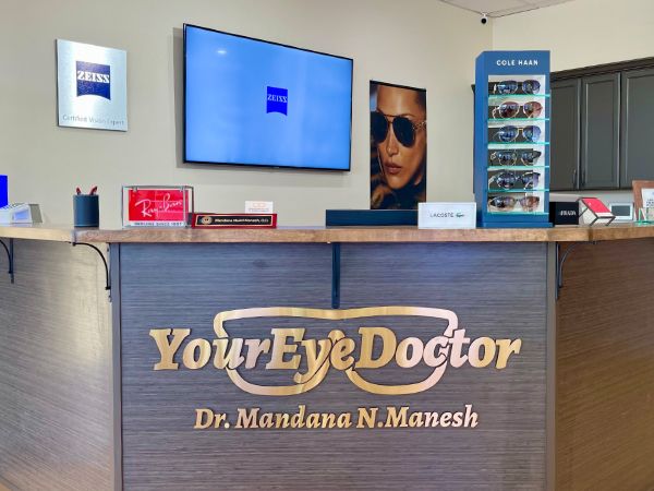 Meet The Team At Your Eye Doctor P.C. in Ashburn | Optometrists in Ashburn