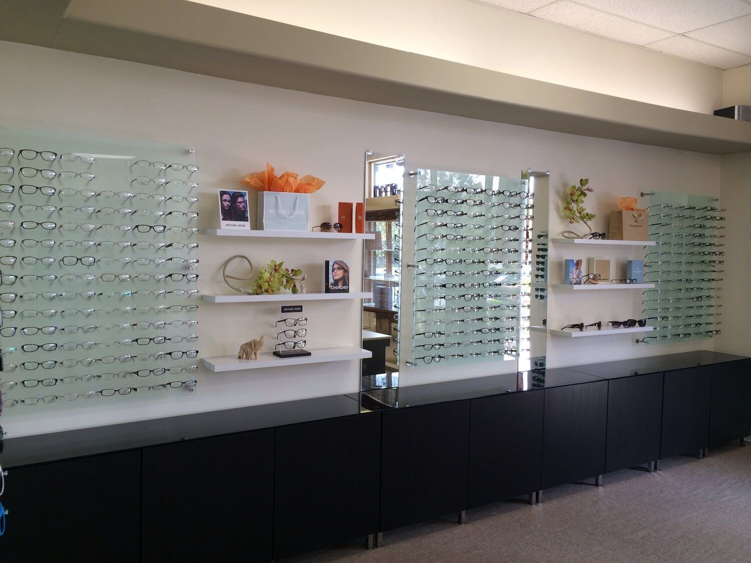 Optometry Office in Diamond Bar CA | Diamond Bar Optometric Center